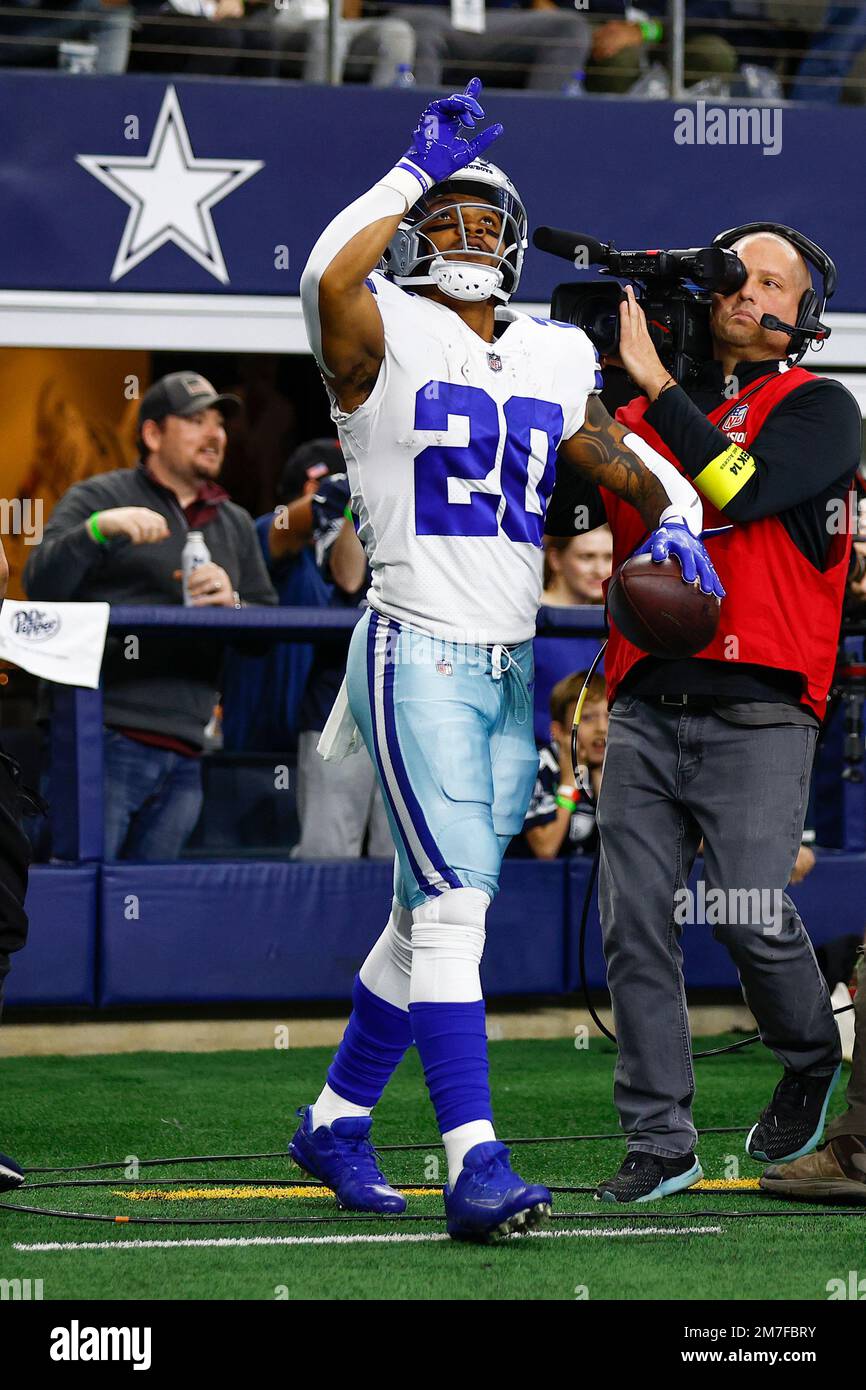 Dallas Cowboys running back Tony Pollard (20) celebrates scoring a ...