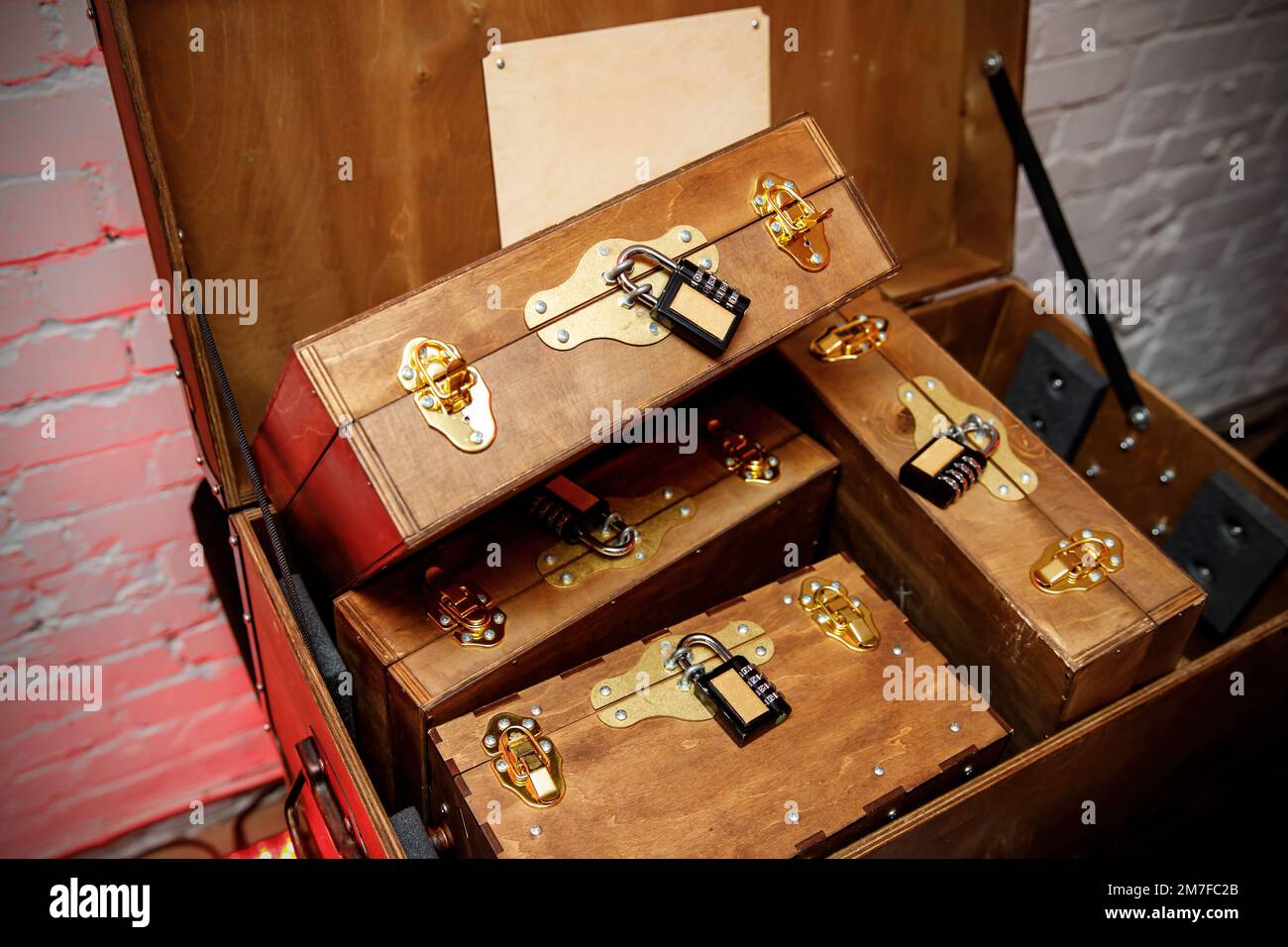 Worn padlocks hi-res stock photography and images - Alamy