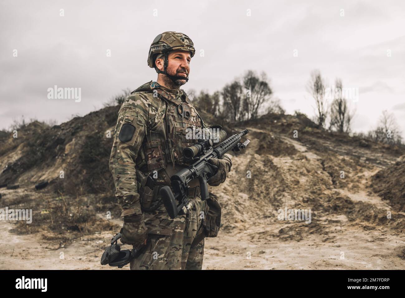 Tank military army soldier standing hi-res stock photography and images ...