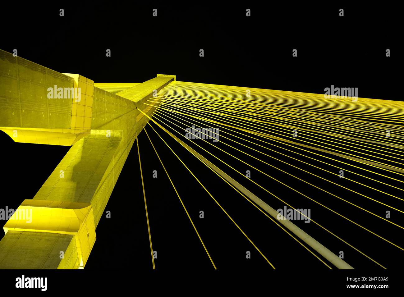 Rama VIII bridge, Bangkok, Thailand Stock Photo - Alamy