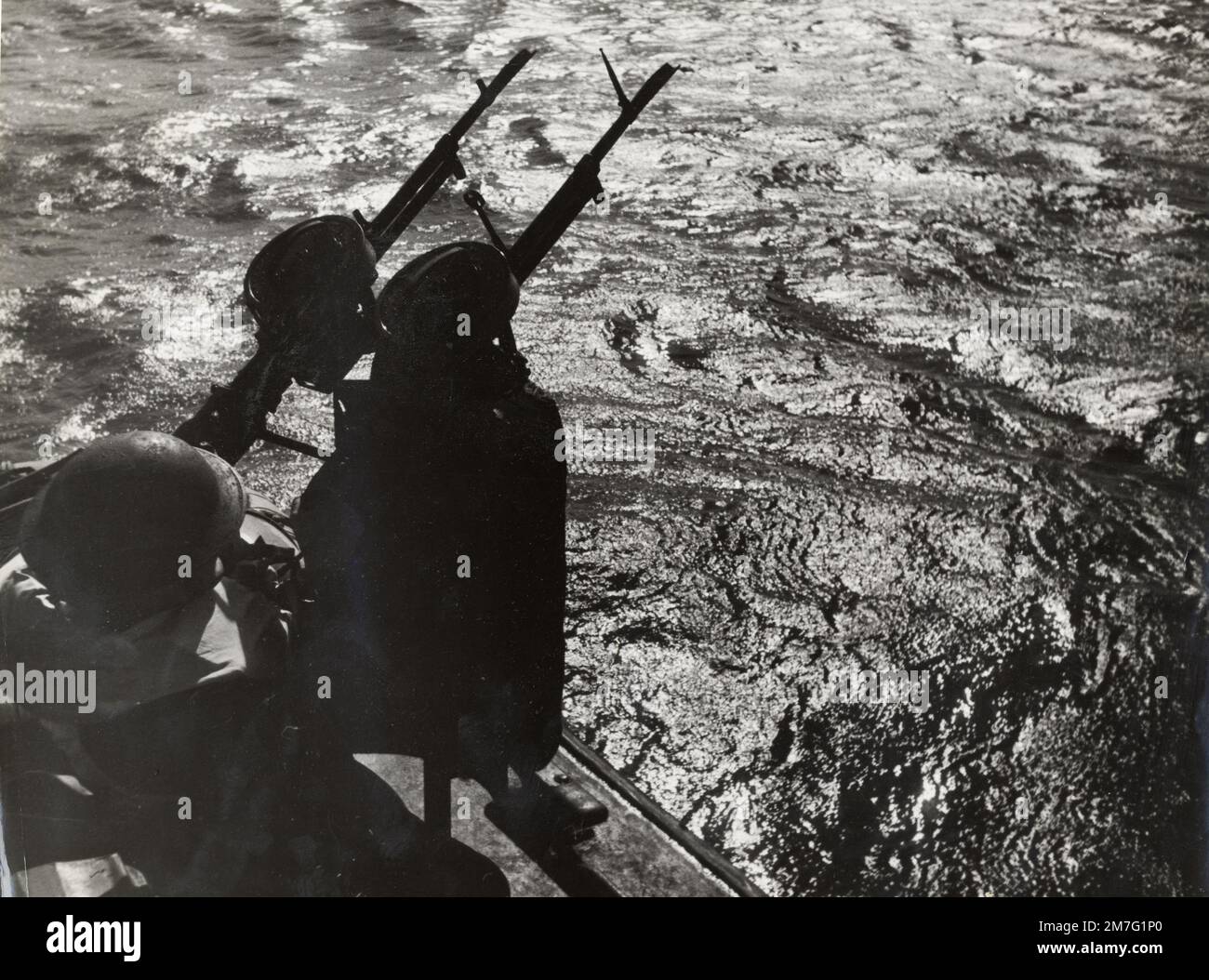 WW2 World War II - gunner on an air sea rescue launch Stock Photo - Alamy
