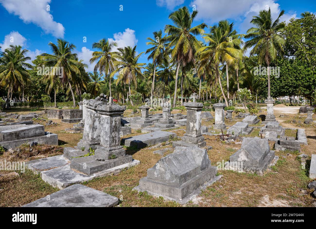 old cemetery on L'Union Estate, La Digue, Seychelles Stock Photo - Alamy