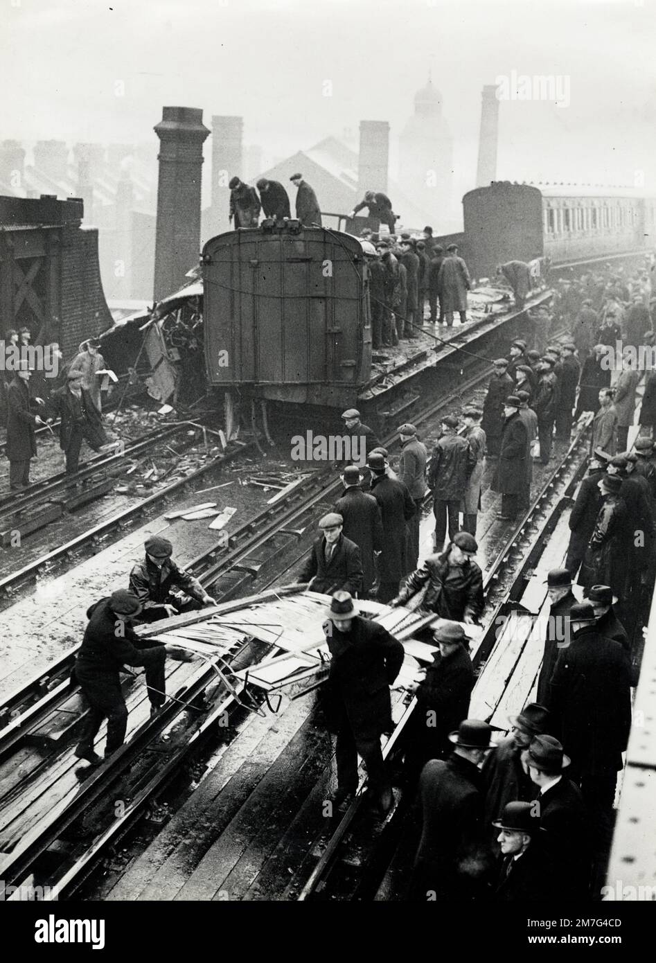 The Battersea Park rail crash occurred on 2 April 1937 - clearing ...