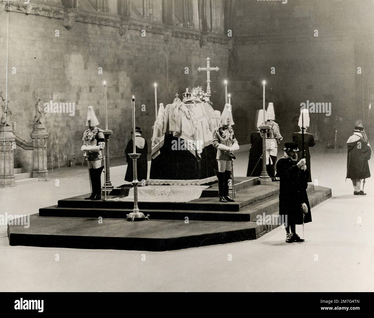 Funeral of King George V, 1936, lying in state, Westminster Hall Stock ...