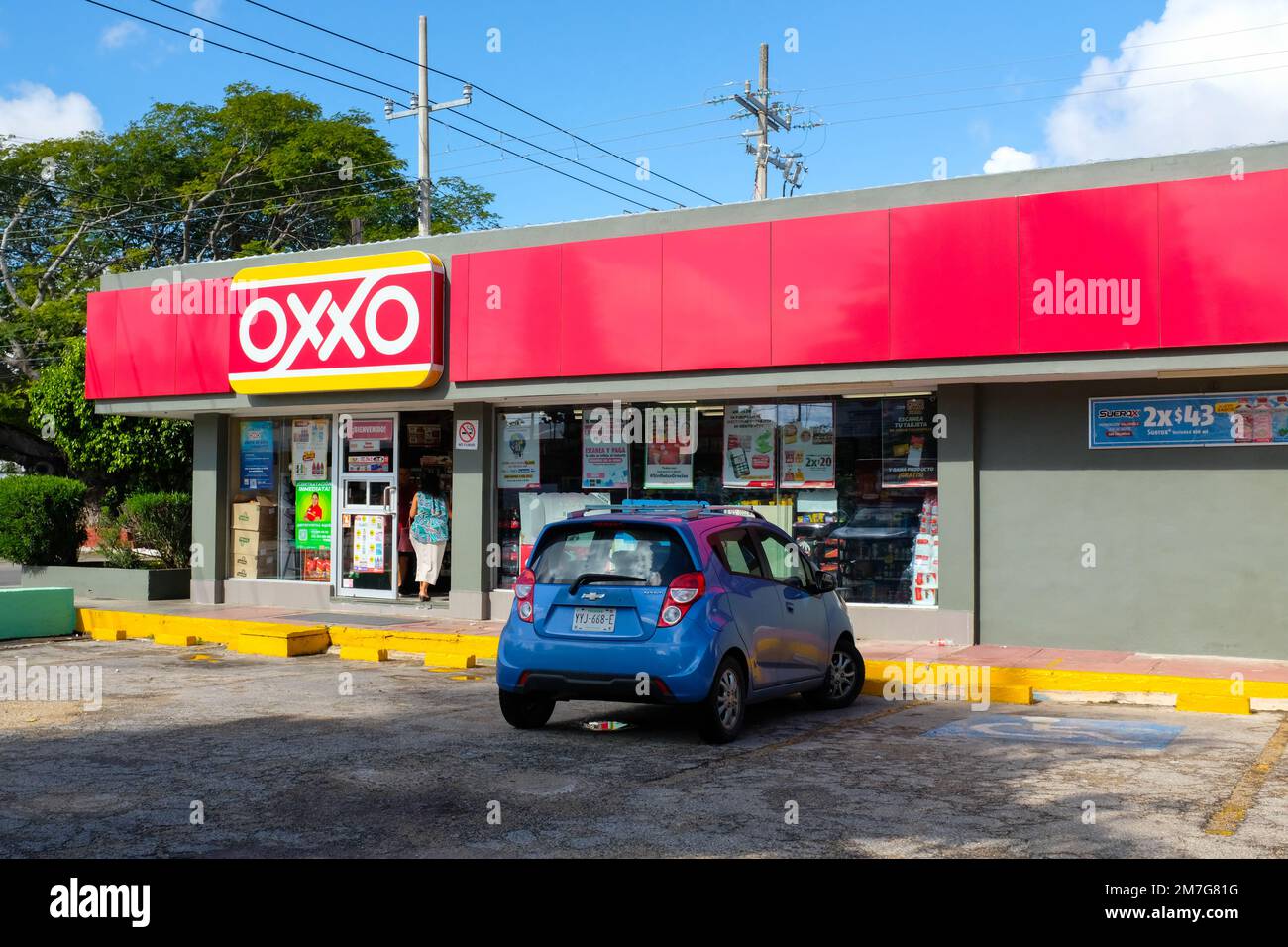 Oxxo hi-res stock photography and images - Alamy