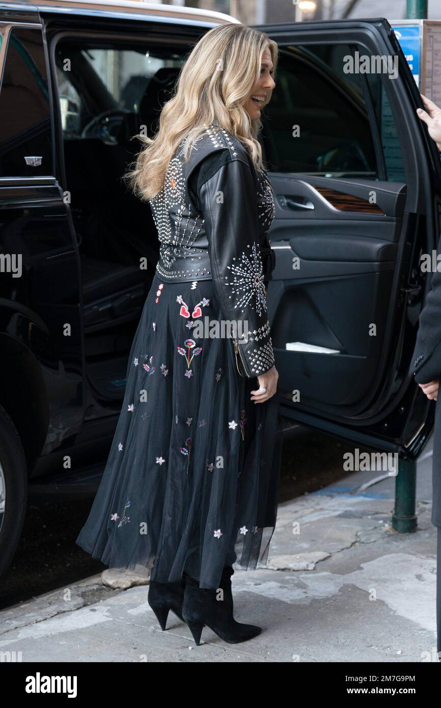 New York, NY, USA. 9th Jan, 2023. Rita Wilson, THE VIEW out and about ...