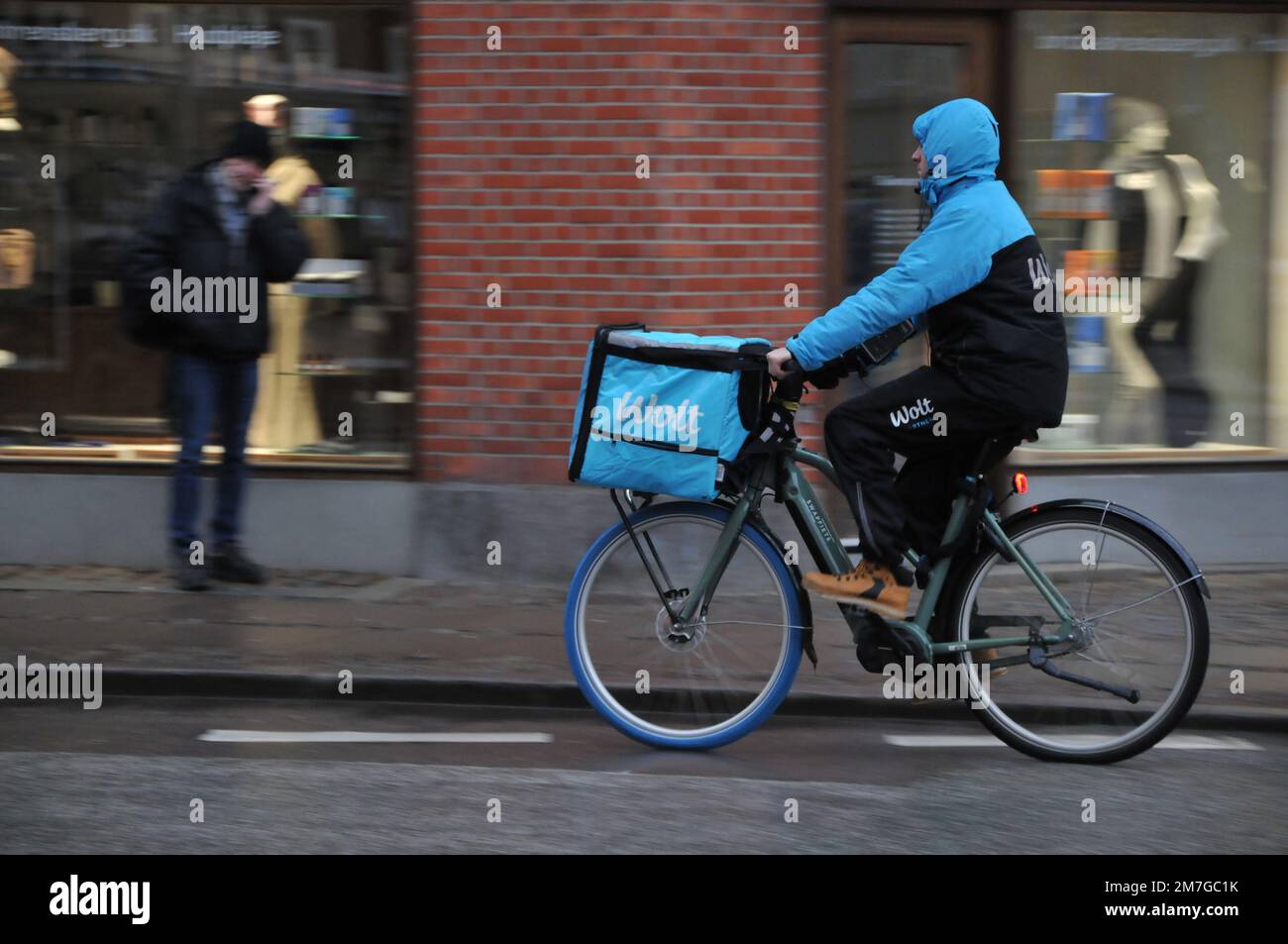 Copenhagen/Denmark/09 January 2023/Wolt partner delivert biker in ...
