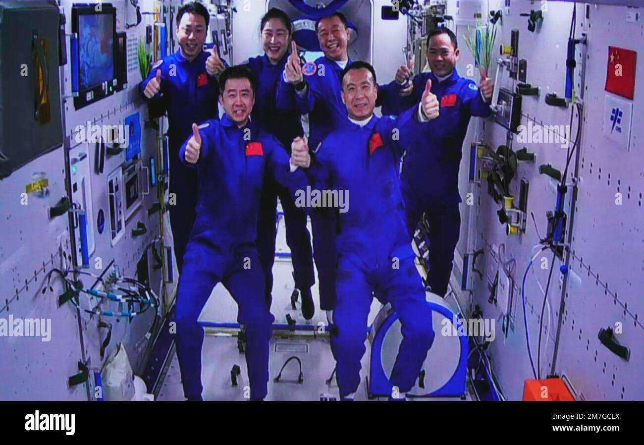 30th launch group hi-res stock photography and images - Alamy