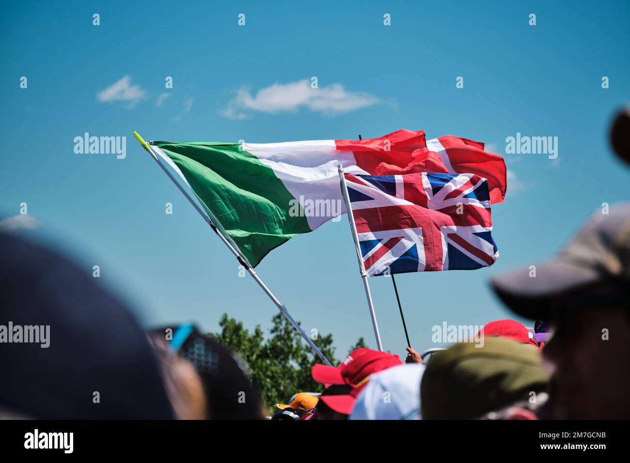 Formula 1 race flags hi-res stock photography and images - Alamy