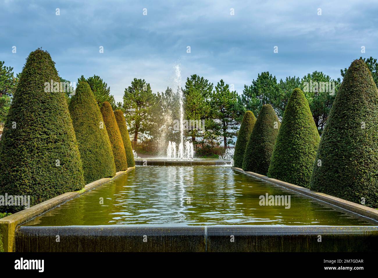 Lisse, Netherlands spring landscape, touristic park with water fountain ...
