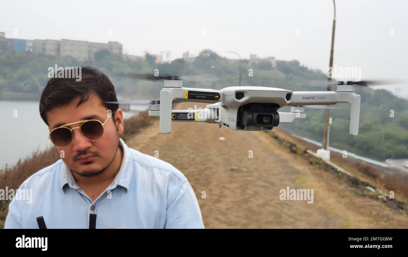 Drone posing hi-res stock photography and images - Alamy
