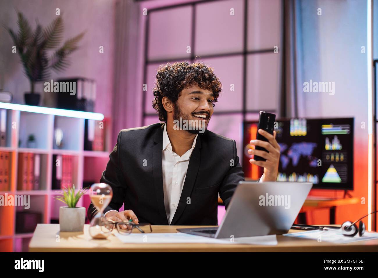 Handsome young concentrated hardworking bearded businessman, it ...