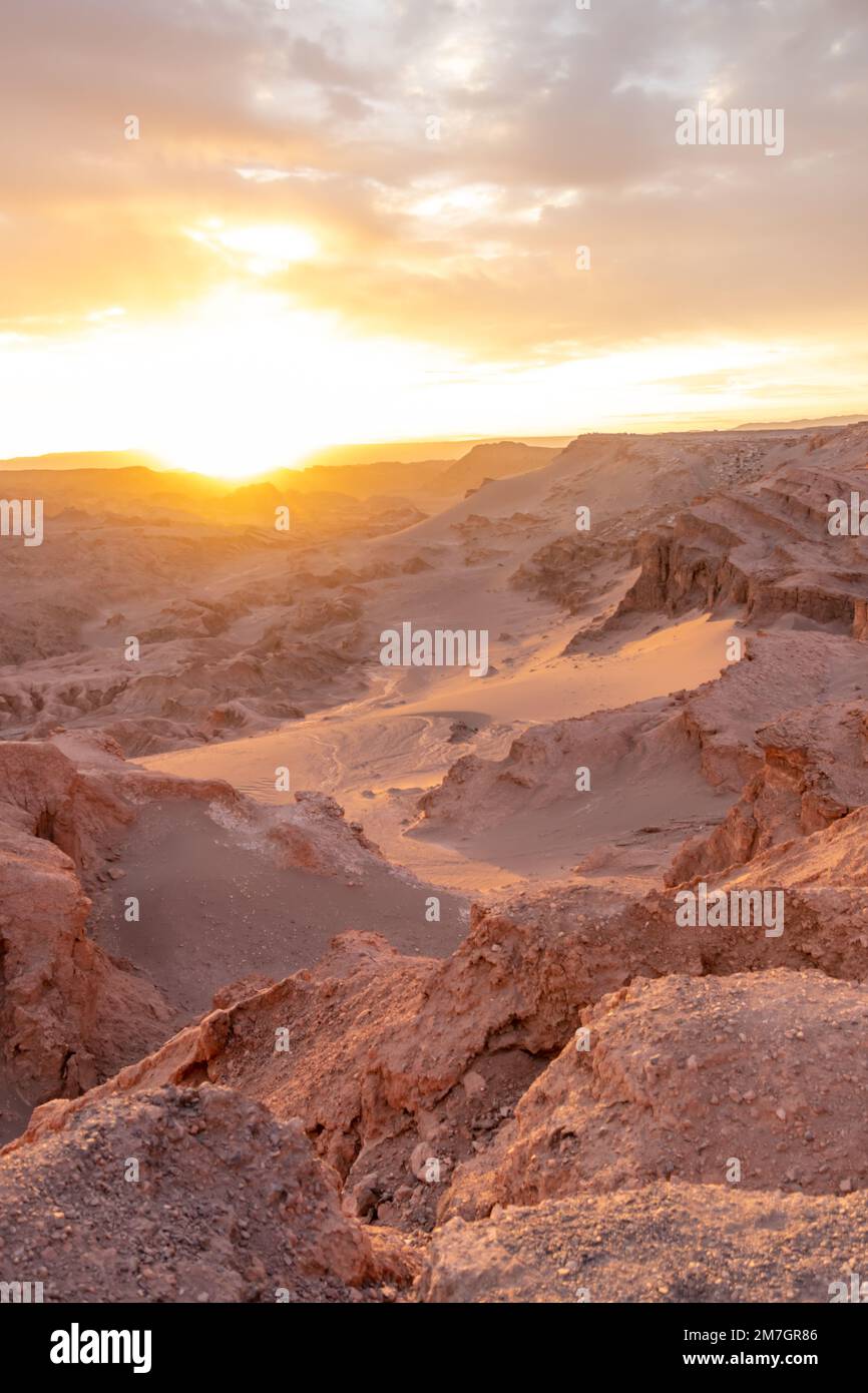 Sunset over the Moon Valley, one of the landmarks of Atacama in Chile ...