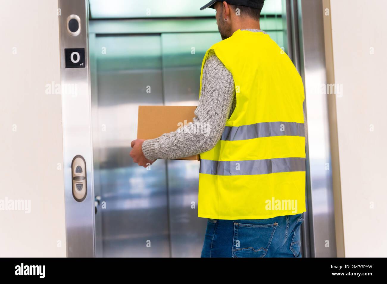 Going up elevator hi-res stock photography and images - Alamy