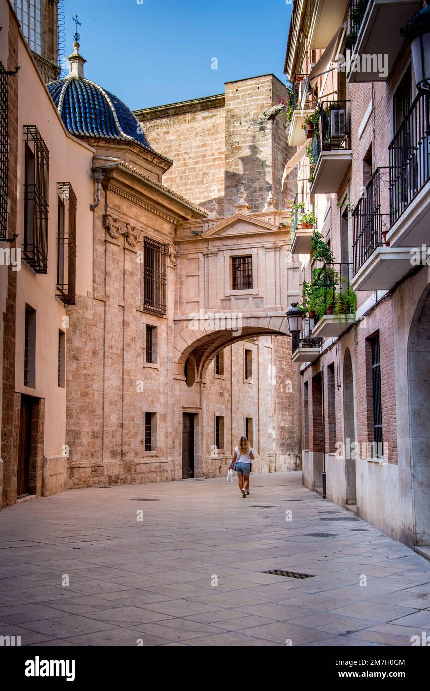 Old city of valencia hi-res stock photography and images - Alamy