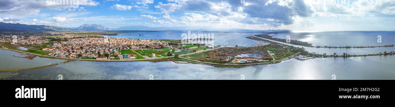 Small fishing houses on stilts on the lake Mesologgi, Greece Stock ...