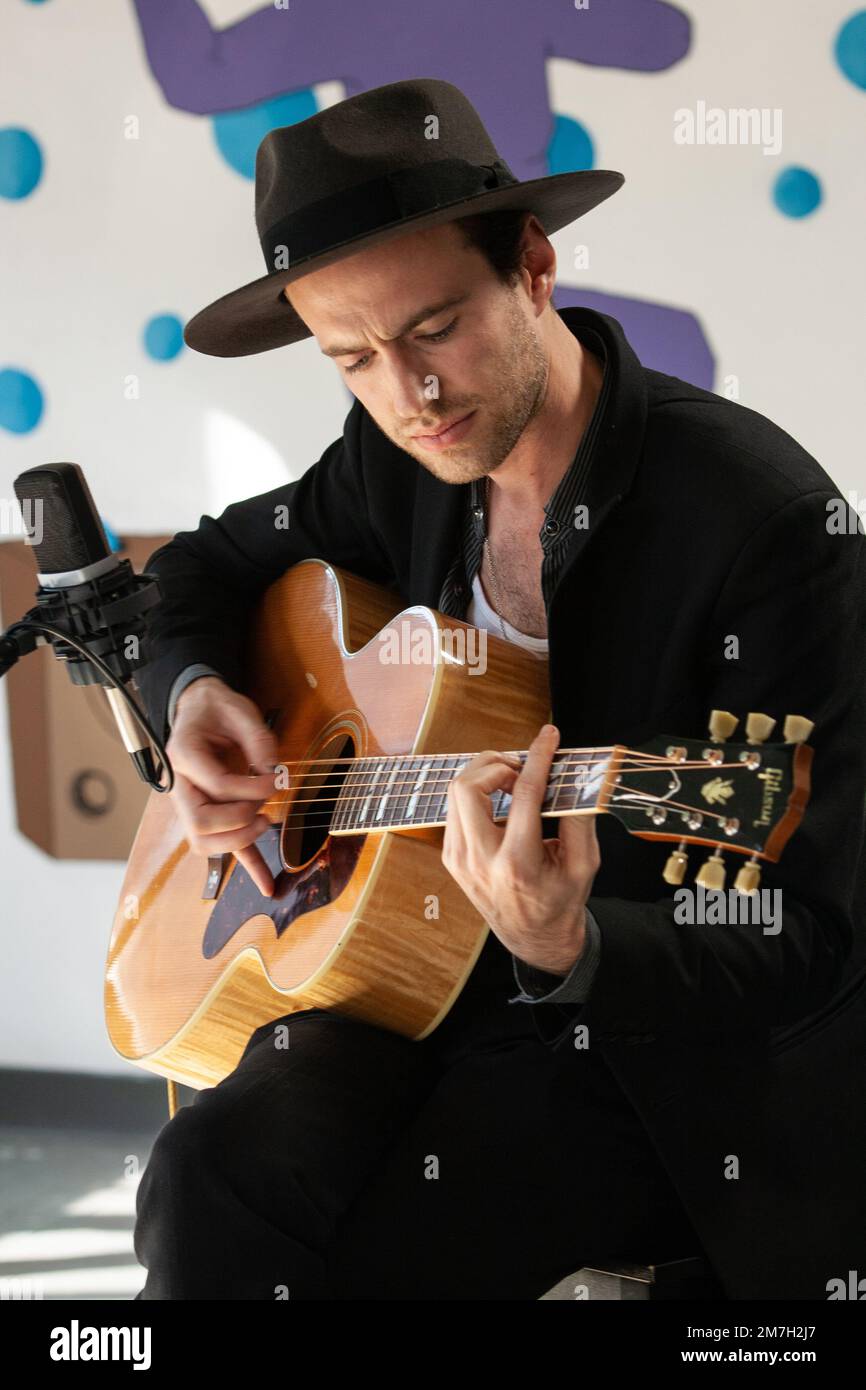 Finn andrews hi-res stock photography and images - Alamy