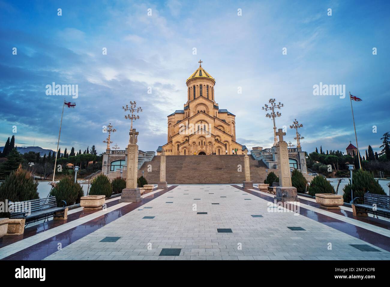 Sameba tbilisi architecture hi-res stock photography and images - Alamy