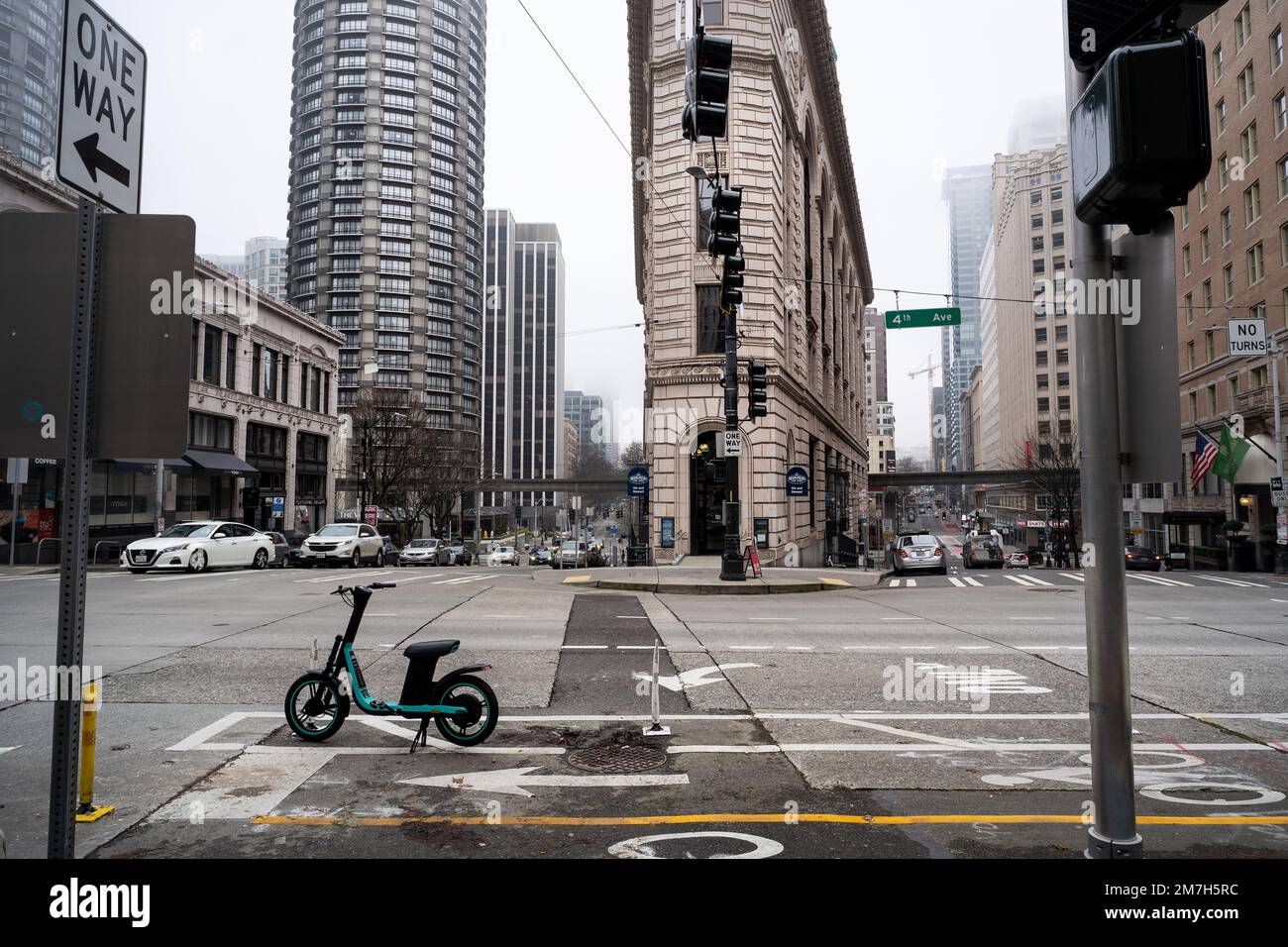 City Street in Seattle, WA with Rental Bike and Fog Stock Photo - Alamy