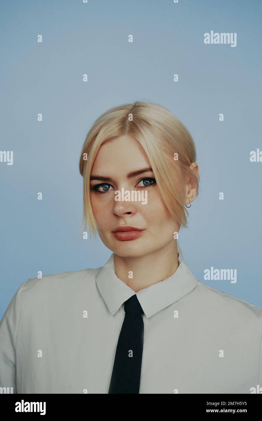 Woman wearing tie hi-res stock photography and images - Alamy