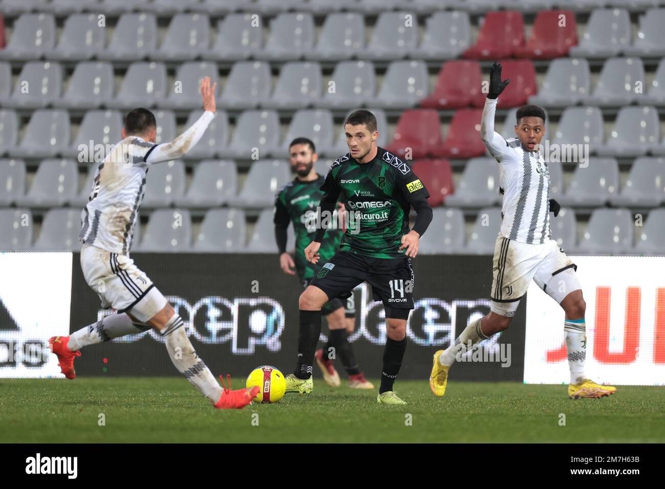 Simone riccio hi-res stock photography and images - Alamy