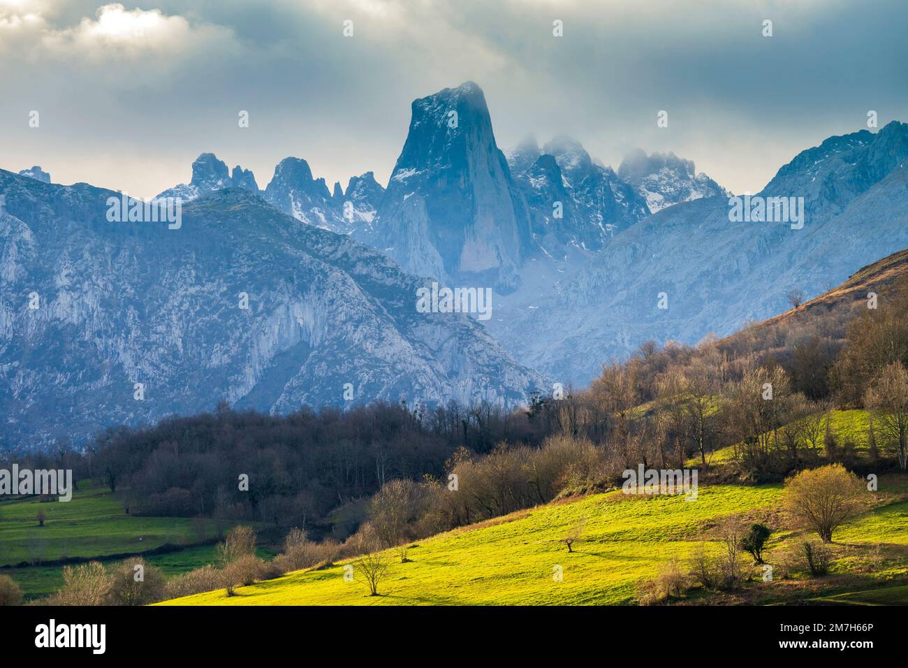 Asturian scenery hi-res stock photography and images - Alamy