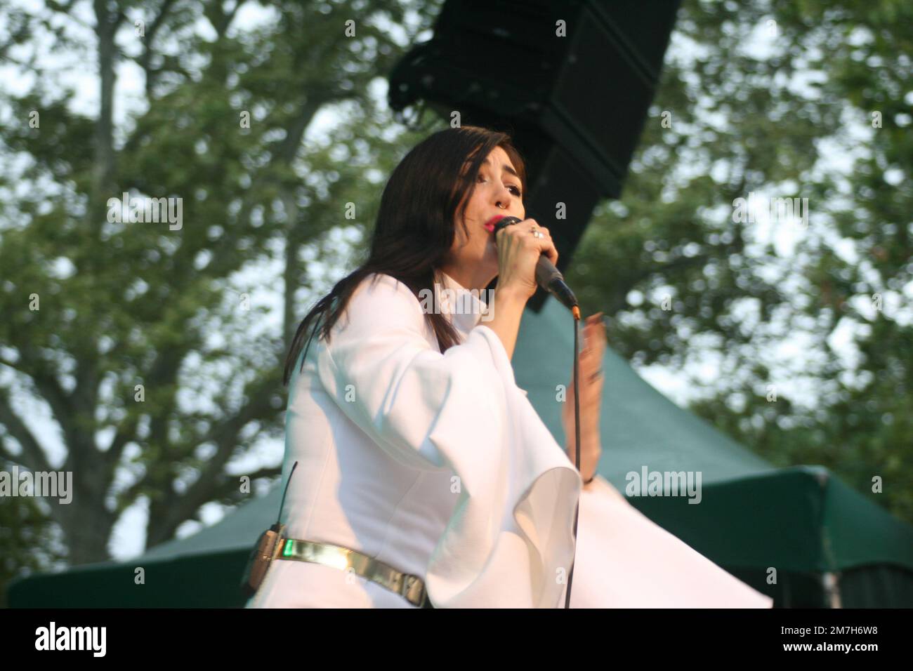 Kristin Kontrol in concert at Central Park Summerstage Stock Photo - Alamy