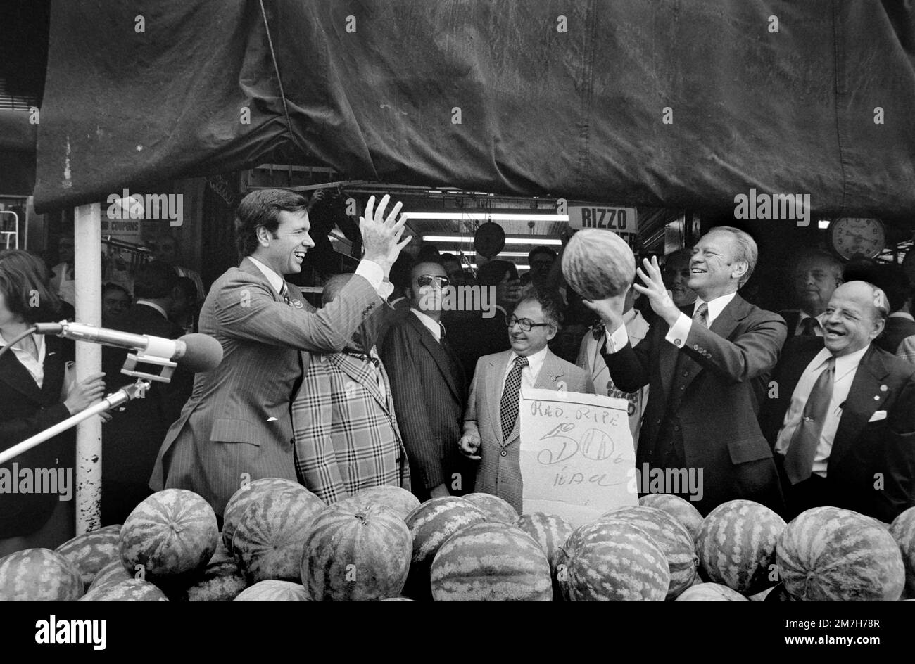 Gerald ford 1976 Black and White Stock Photos & Images - Alamy