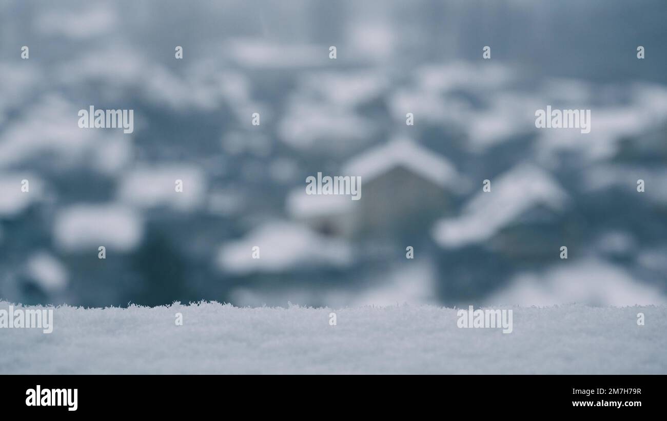 In slow motion snowflakes fall hi-res stock photography and images - Alamy