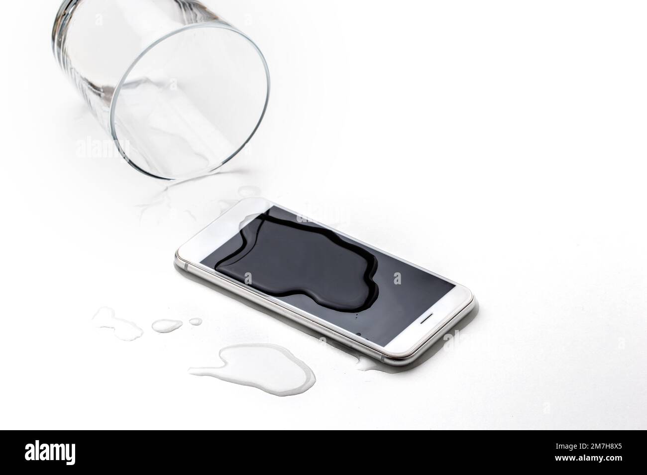 Spilled water table glass hi-res stock photography and images - Alamy