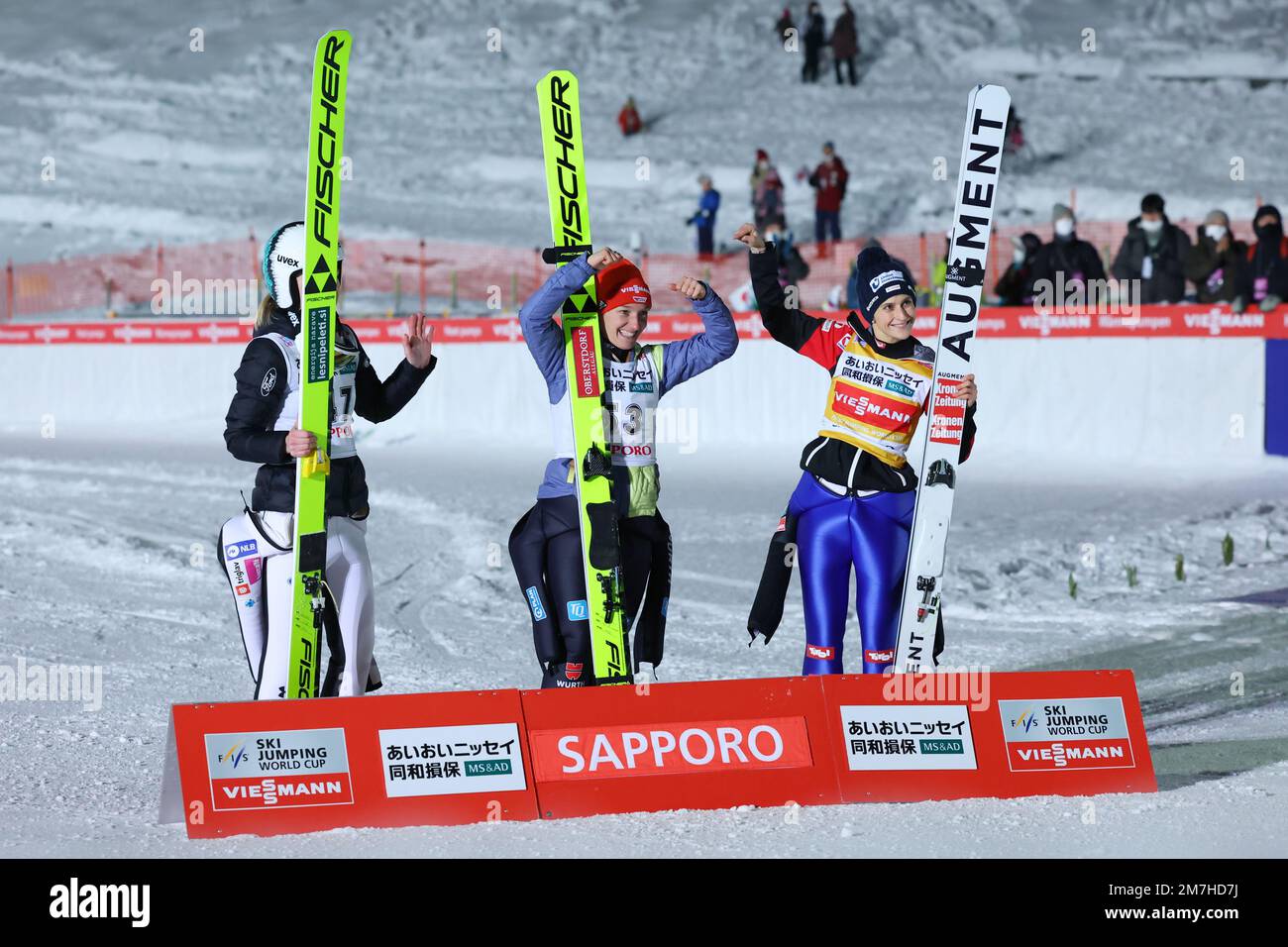 Sapporo, Hokkaido, Japan. 7th Jan, 2023. (L-R) Ema Klinec (SLO ...