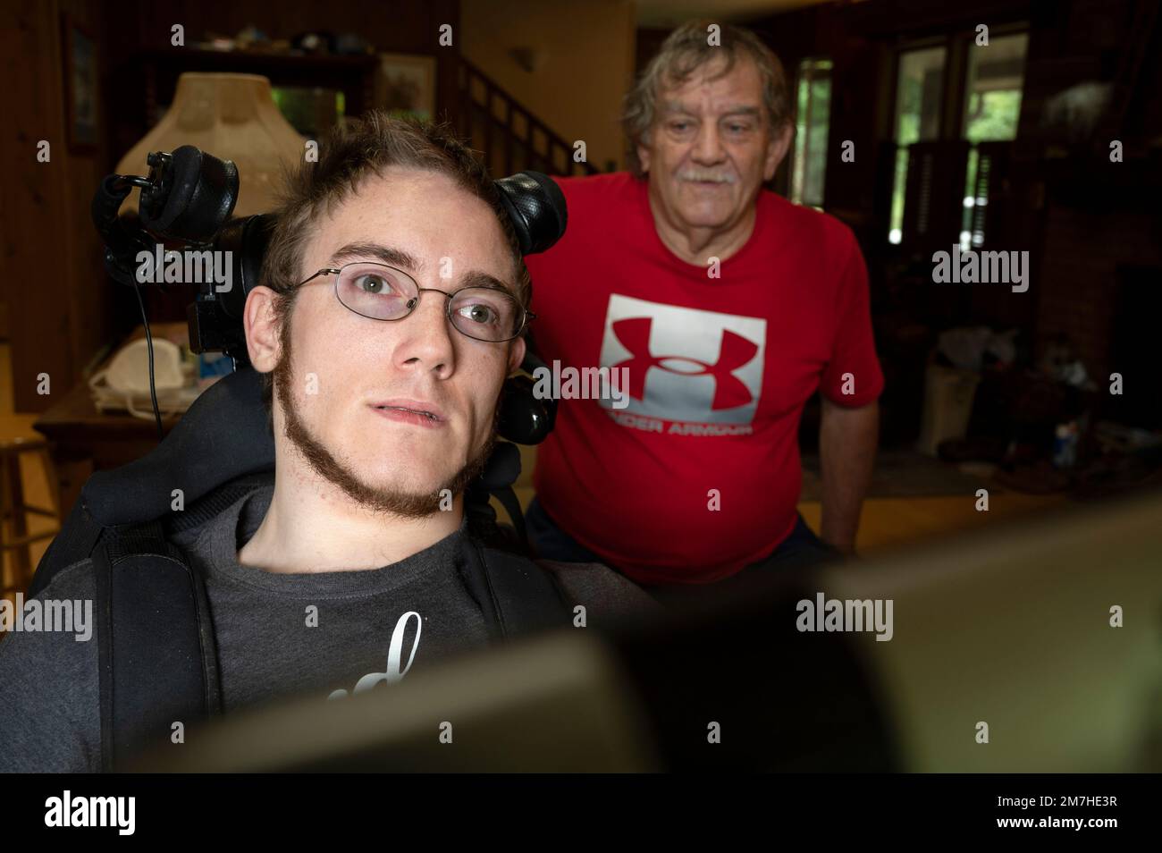 Valle Crusis, North Carolina, USA. 12th Sep, 2022. Billy Wilcox keeps a ...