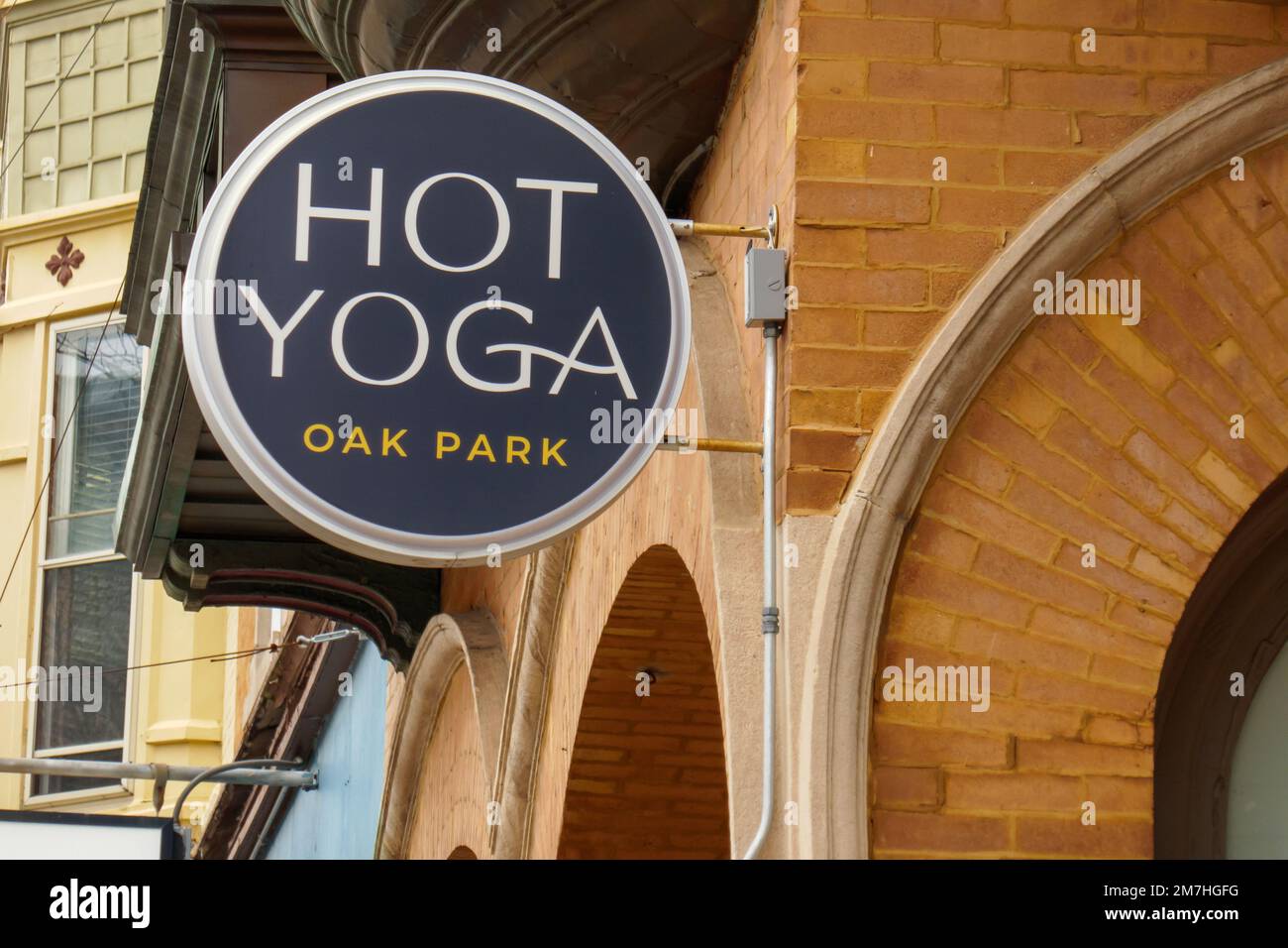 Yoga hot hi-res stock photography and images - Alamy