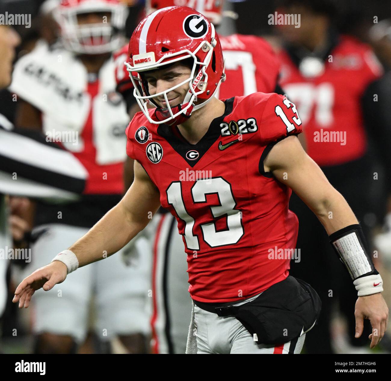 Inglewood, United States. 09th Jan, 2023. Georgia quarterback Stetson ...