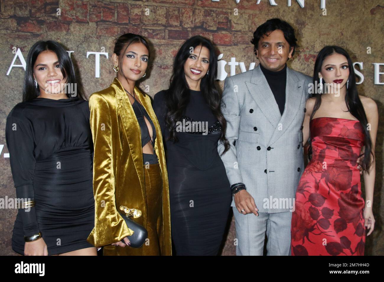 New York, NY, USA. 9th Jan, 2023. Shivani Shyamalan, Ishani Shyamalan ...