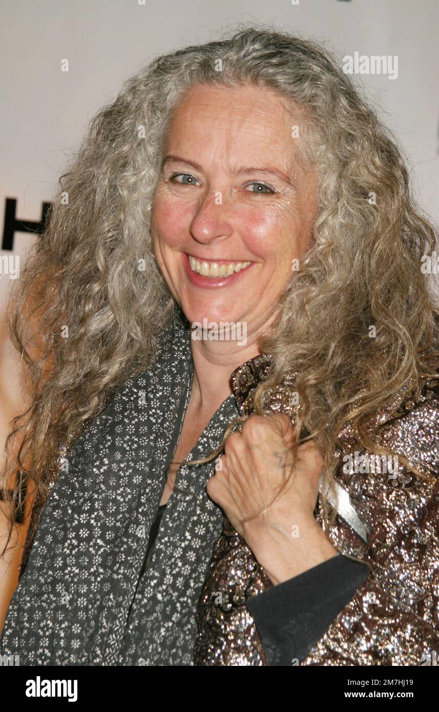 Whitney Smith's Instagram, Twitter & Facebook on IDCrawl