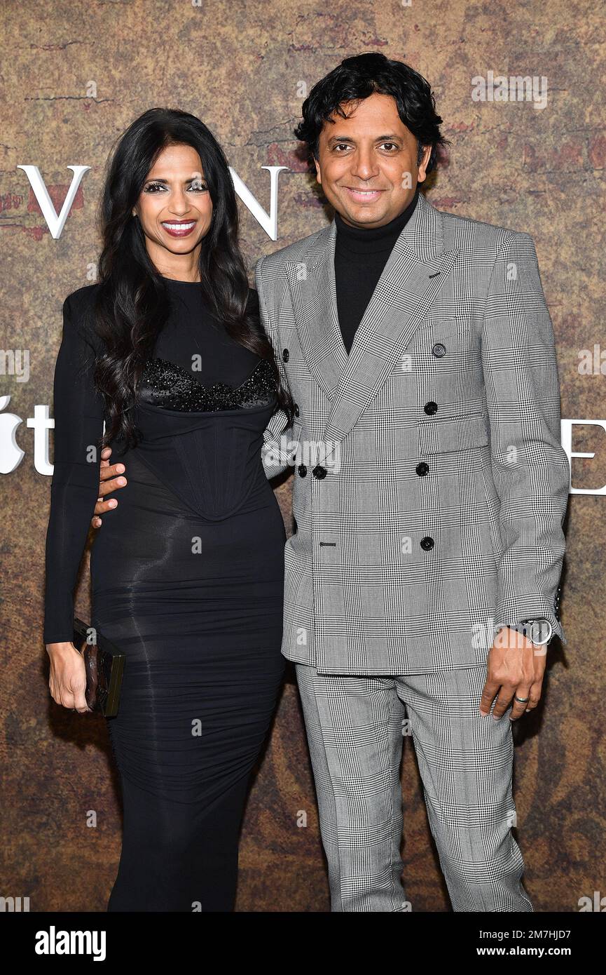 (L-R) Bhavna Vaswani and M. Night Shyamalan attend the premiere of ...