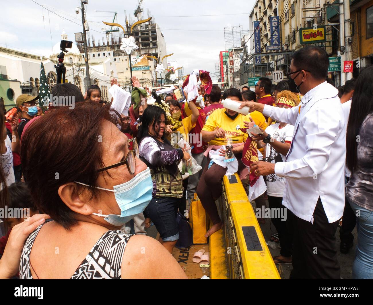 Manila, Philippines. 09th Jan, 2023. A Quiapo Church Lay Minister ...