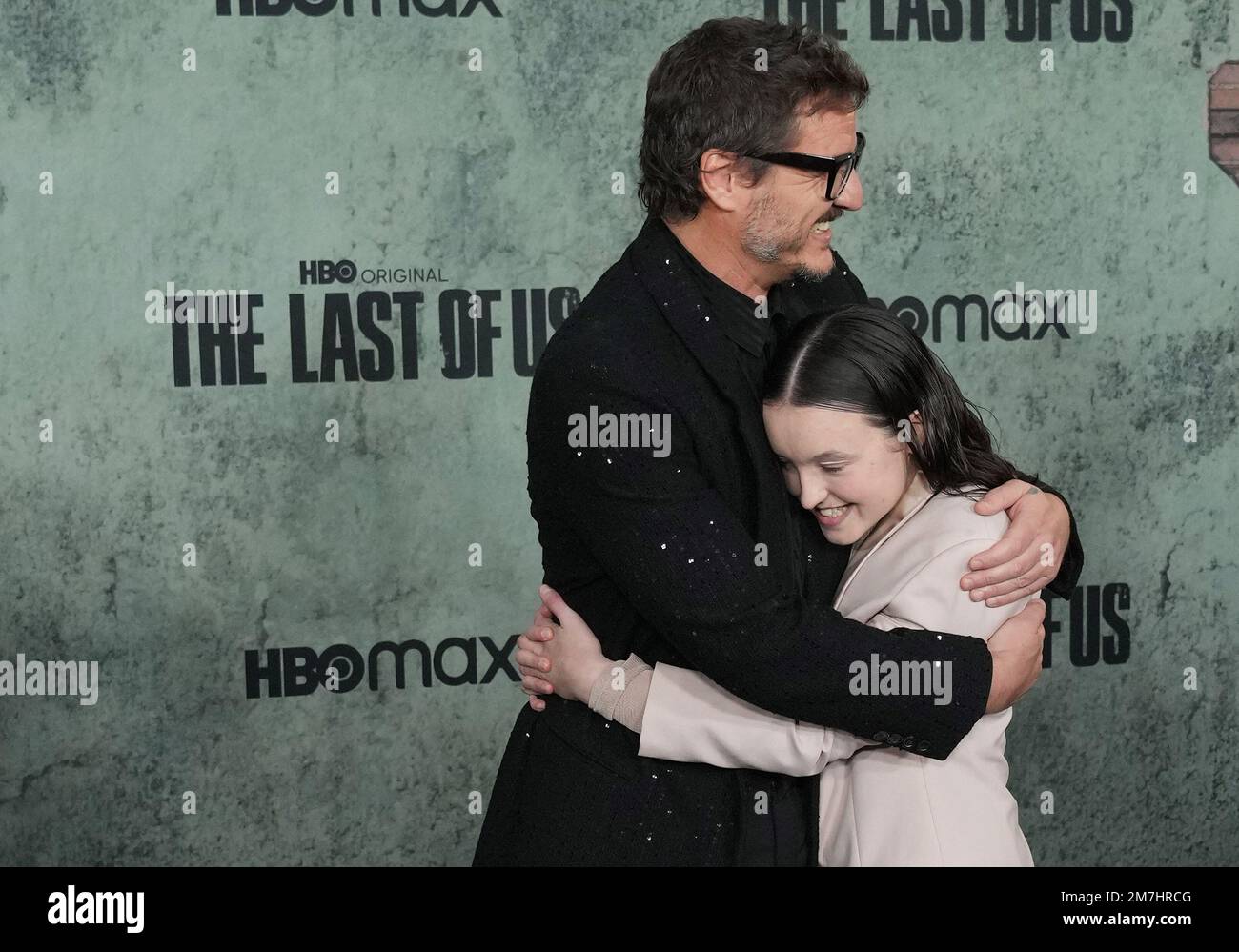 Bella ramsey pedro pascal hi-res stock photography and images - Alamy