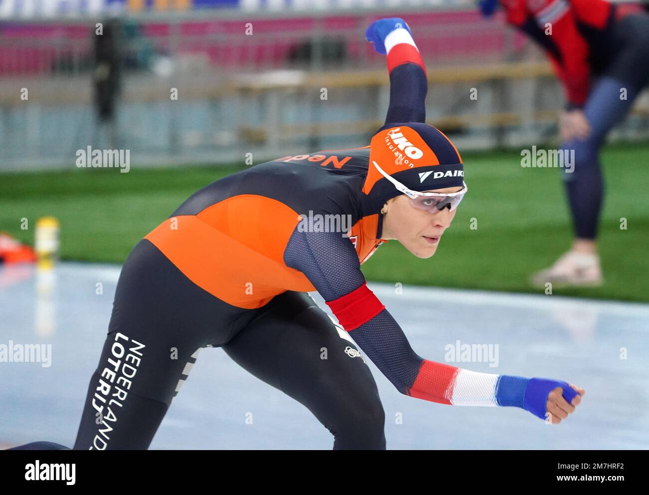 Robin Groot (NED) and Aurora Lovas (NOR) competing in 500m women ...