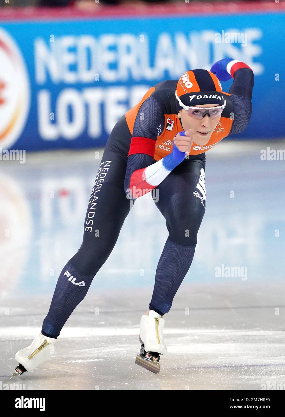 Robin Groot (NED) and Aurora Lovas (NOR) competing in 500m women ...