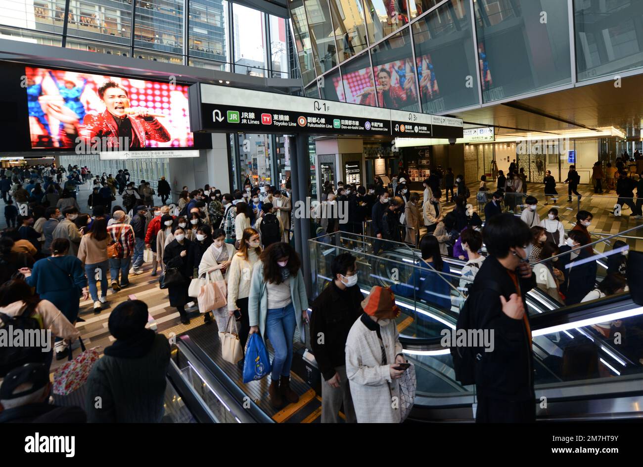 Lobby area of the Ground floor / First floor of the Shibuya Scramble ...