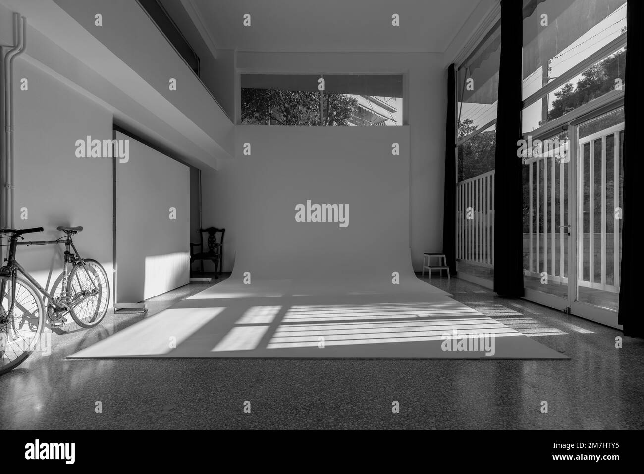 Inside studio Black and White Stock Photos & Images - Alamy