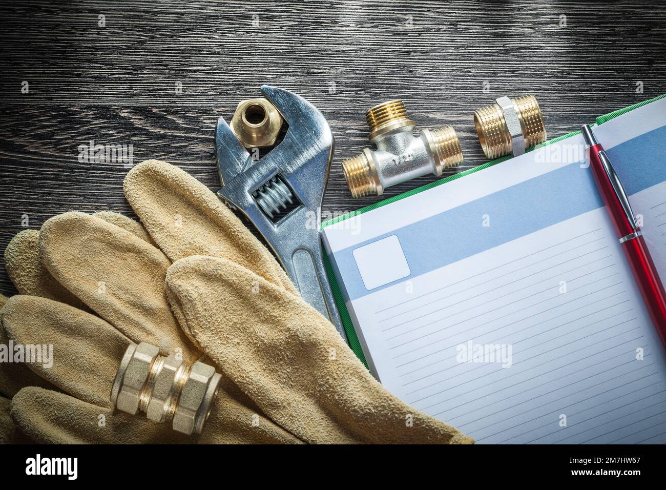 Connector pen hi-res stock photography and images - Alamy