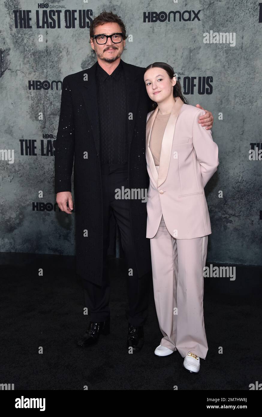 Bella ramsey pedro pascal hi-res stock photography and images - Alamy