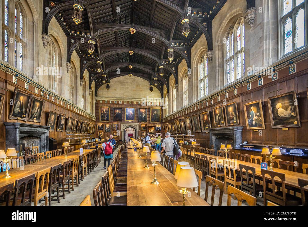 The Great Hall of Christ Church College Oxford with sixteenth-century ...