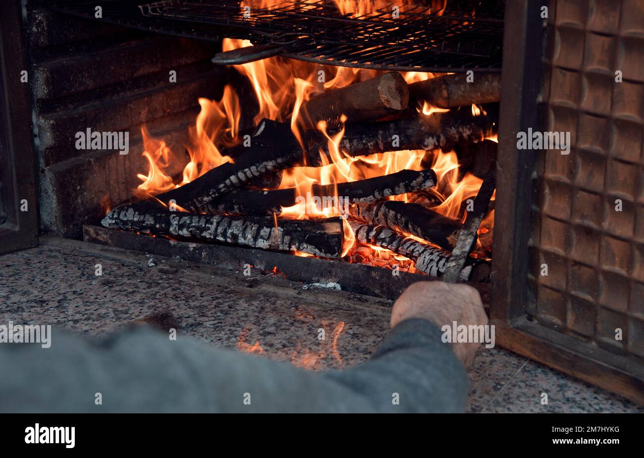 Coal fire man home hi-res stock photography and images - Alamy