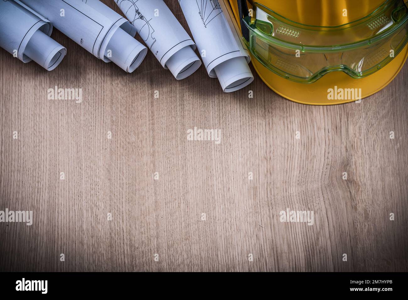 Horizontal view of safety spectacles construction plans and building ...