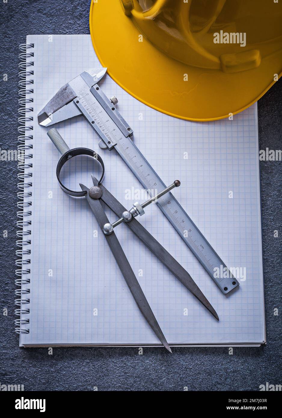 Caliper compass hi-res stock photography and images - Alamy