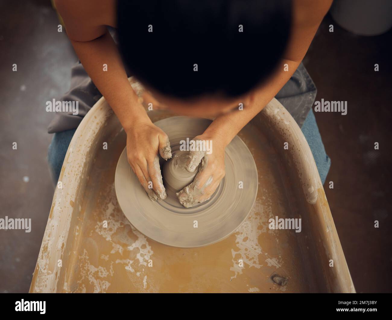 Hand in mud clay hi-res stock photography and images - Alamy